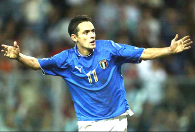 Inzaghi vượt qua kỷ lục ghi bàn của Paolo Rossi - Tuổi Trẻ Online