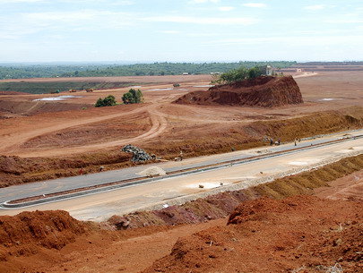 Khai thác bôxit, phó thủ tướng Hoàng Trung Hải: Không thể phát triển ...