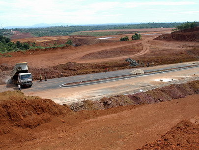 Khai thác bôxit: Đánh giá lại hiệu quả và tác động môi trường - Tuổi ...